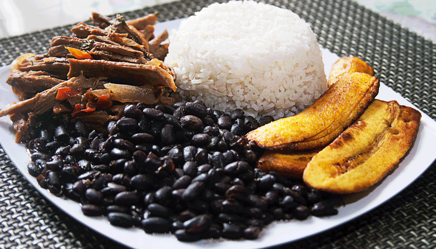 Pabellon Criollo Recipe: A Taste of Venezuela